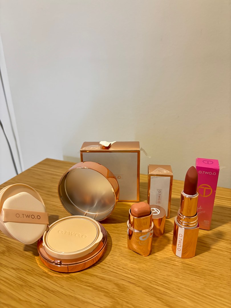 OTWOO powder, blush and lipstick, Beauty & Personal Care, Face, Makeup ...