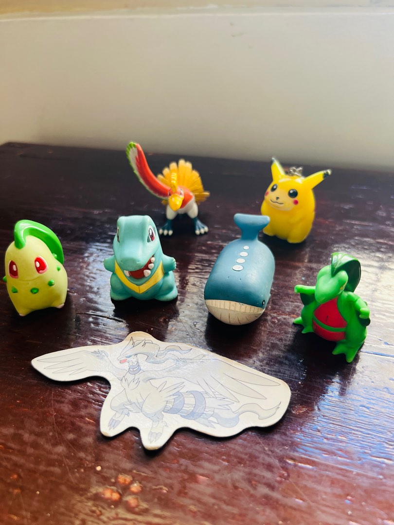 Php 200 take all 7pcs pokemon (finger puppet key chain ref magnet ...