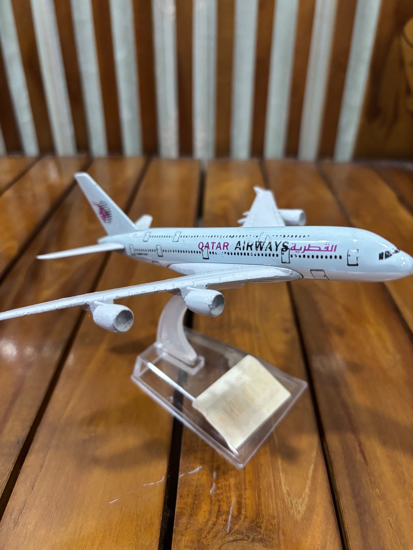 Qatar Airways A380 Airplane Model (16 cm), Hobbies & Toys, Toys & Games ...