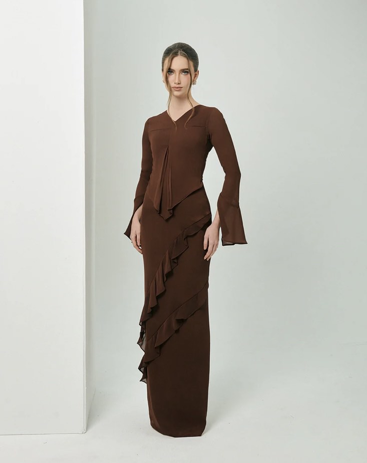 Qiszar Iris Luxe Rich Brown XS, Women's Fashion, Dresses & Sets, Dresses on Carousell