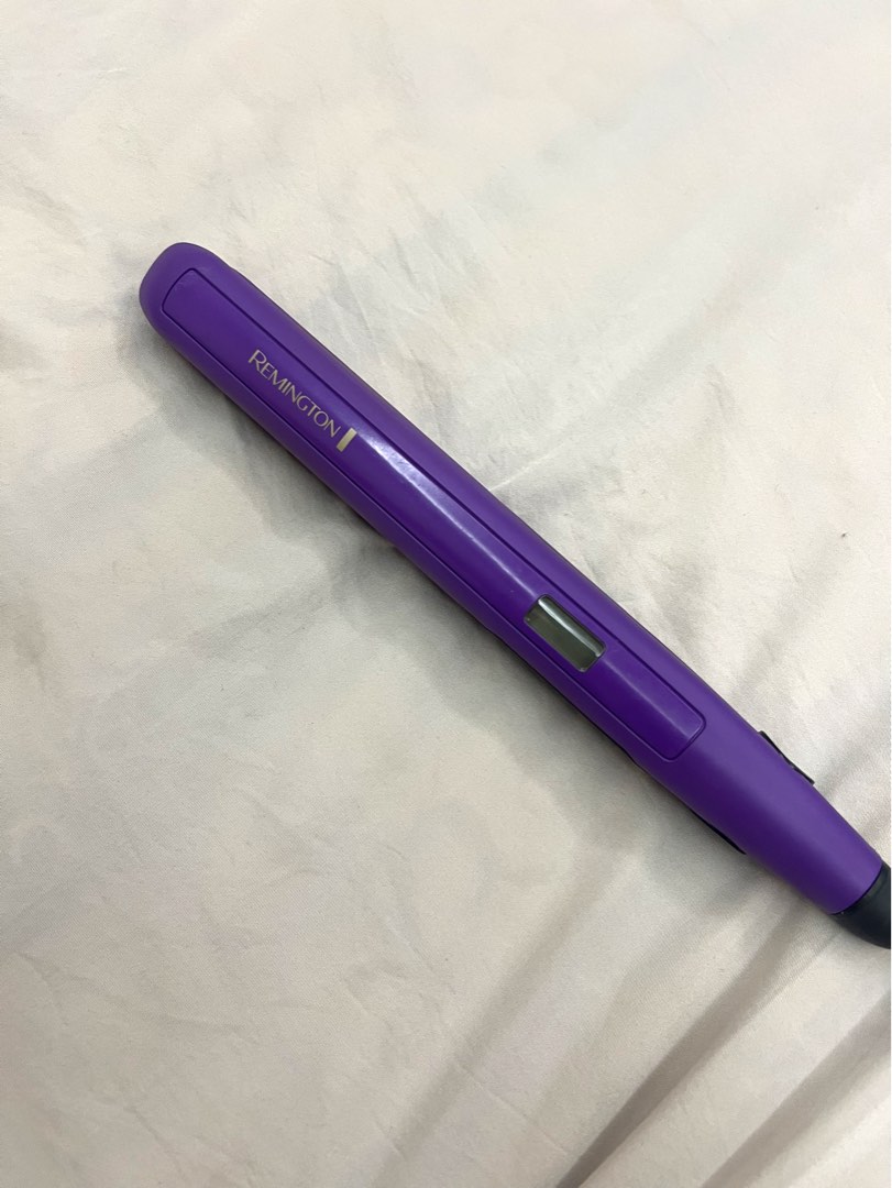 Remington 1 inch flatiron, Beauty & Personal Care, Hair on Carousell