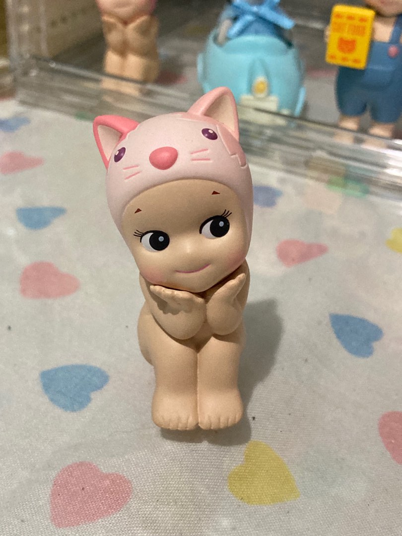 sonny angel hanami cat, Hobbies & Toys, Toys & Games on Carousell