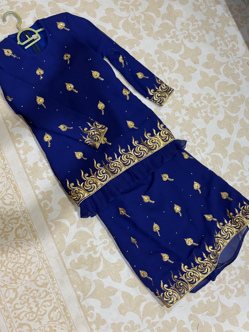 Tailor-made Blue Saree Baju Kurung, Women's Fashion, Muslimah Fashion ...