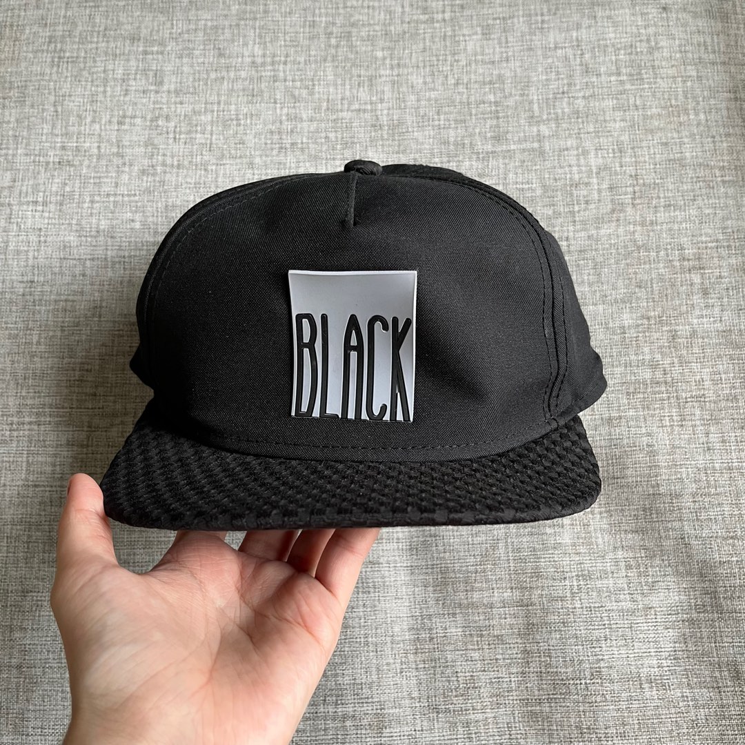 Topi Hitam Miniso || cap hat snapback black, Fesyen Pria, Aksesoris ...