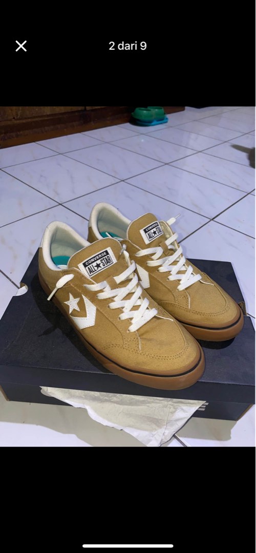 converse tobin ox, Fesyen Pria, Sepatu , Sneakers di Carousell