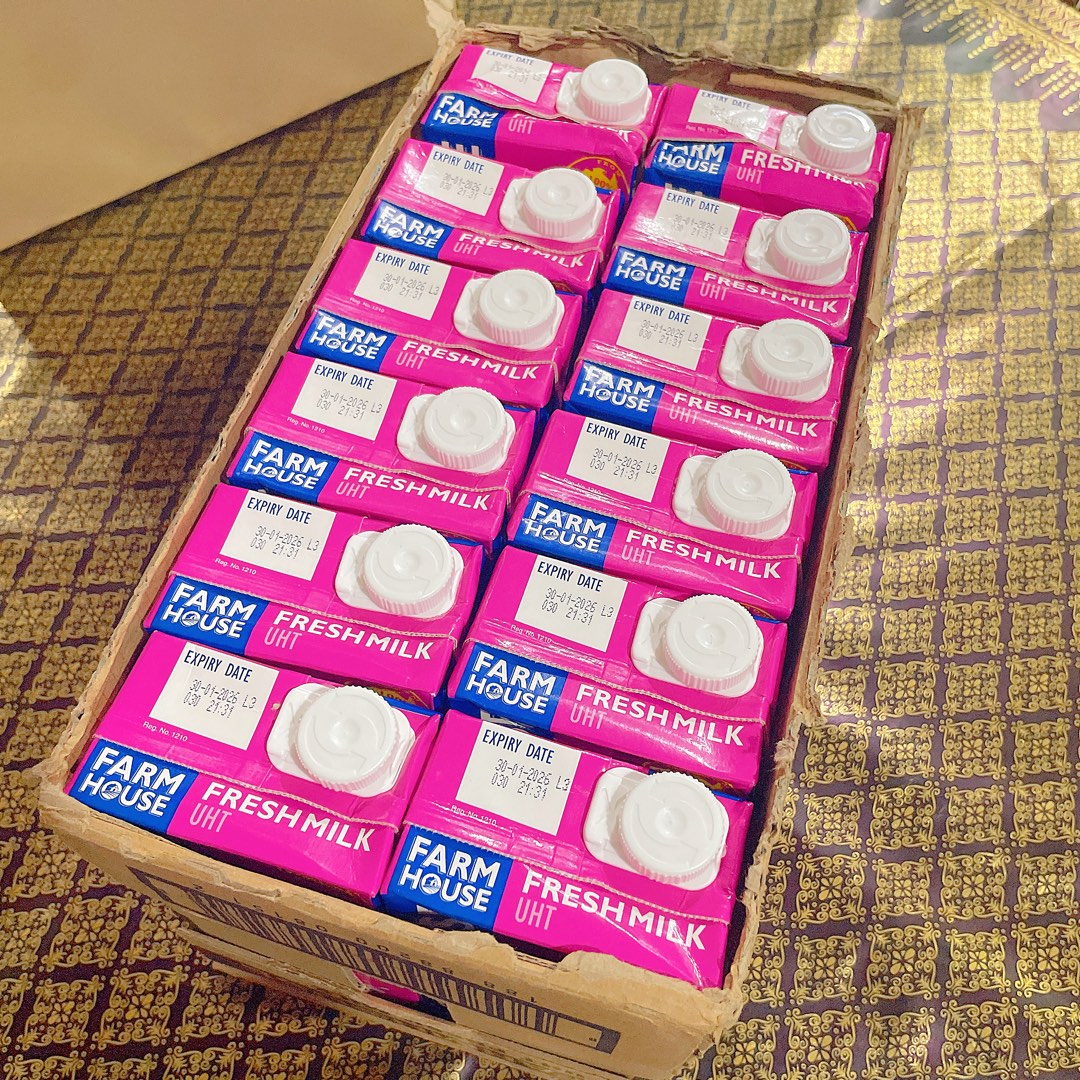 Farmhouse UHT Fresh Milk 1L x12 bottles, Food & Drinks, Beverages on ...