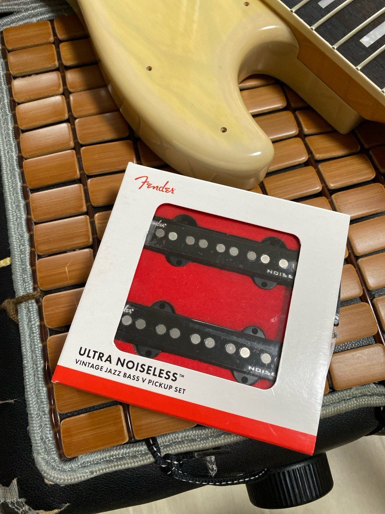 Fender Ultra Noiseless Vintage Jazz Bass V Pickup Set, 興趣及遊戲, 音樂、樂器 & 配件, 樂器配件 - Carousell