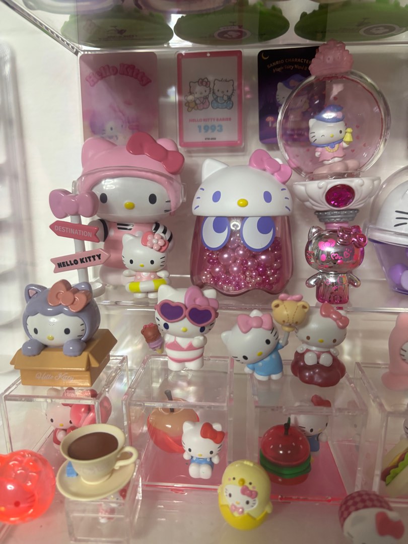 Hello kitty blind box!, Garage Sale on Carousell