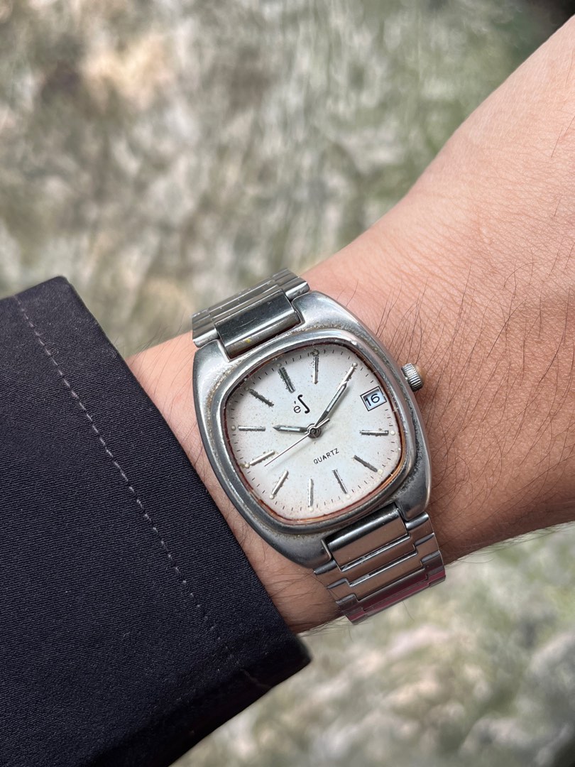 Jam Tangan Tank Kotak Japan Vintage Unik Murah Rare, Fesyen Pria, Jam ...