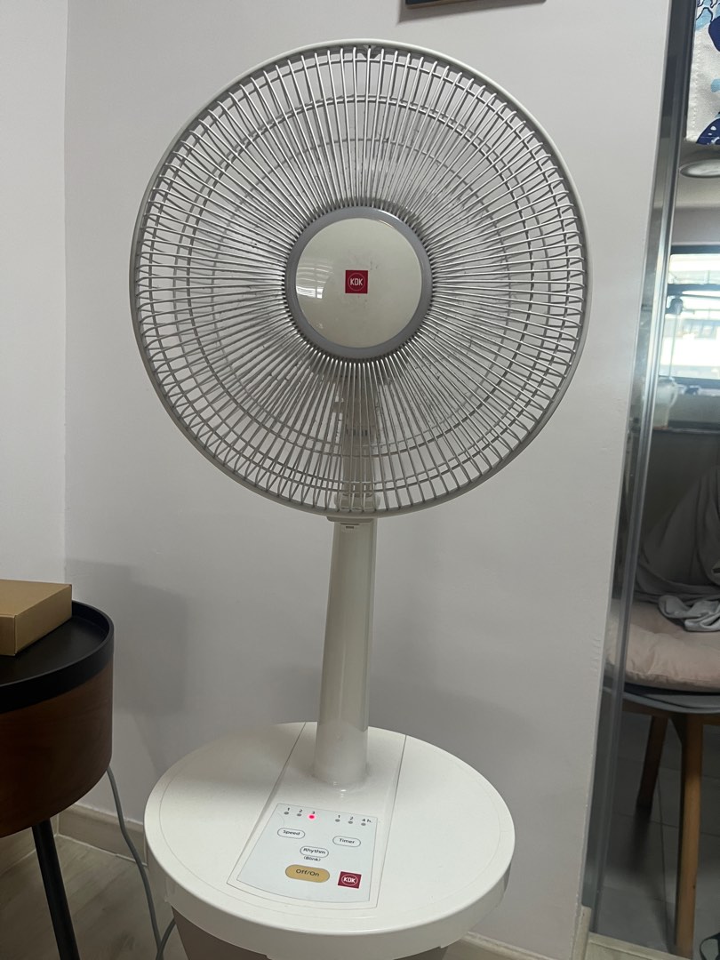 KDK Table Fan with 5 blades, Furniture & Home Living, Lighting & Fans ...