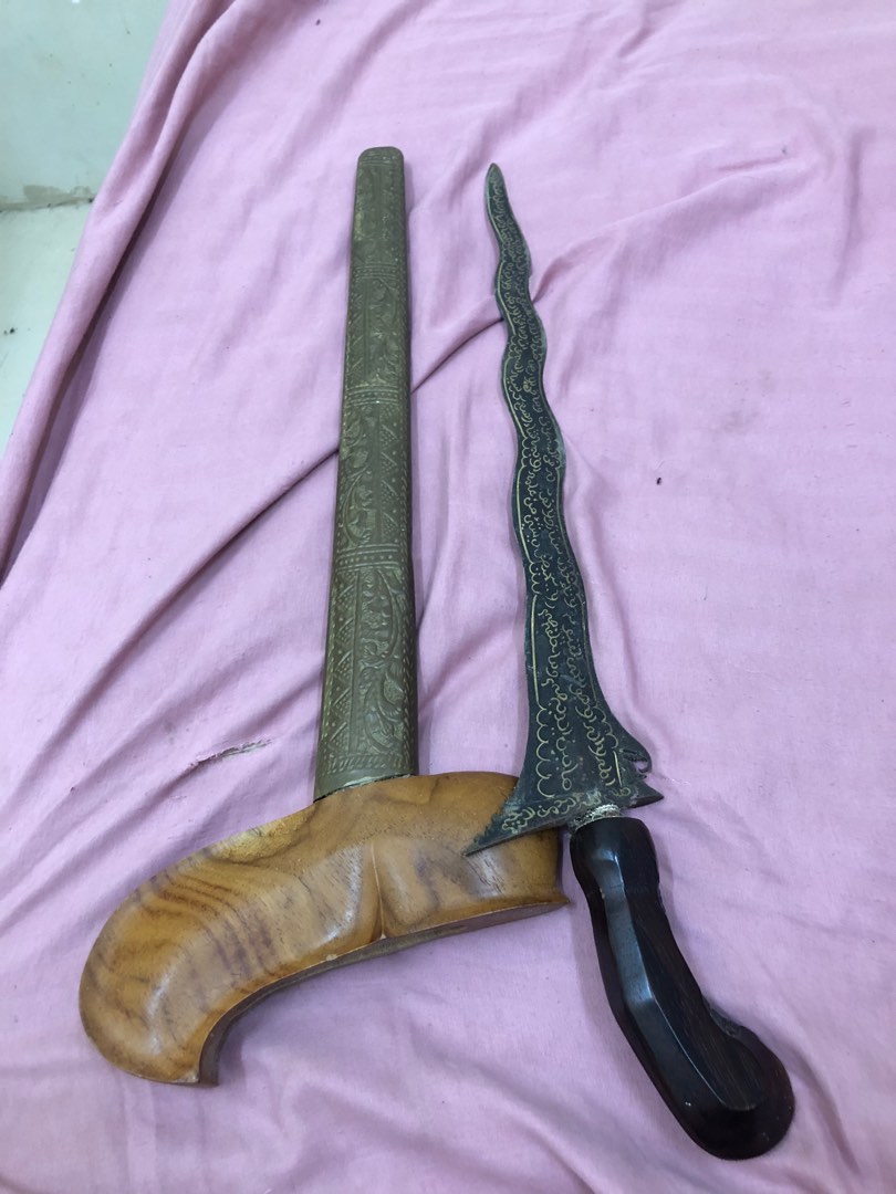 KERIS JAWA 9 lok, Hobbies & Toys, Stationery & Craft, Handmade Craft on ...