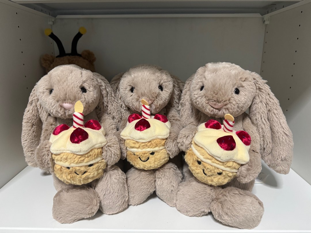 LAST 1 ️Authentic Jellycat Bashful Beige Bunny 'Birthday' Cake, Hobbies ...