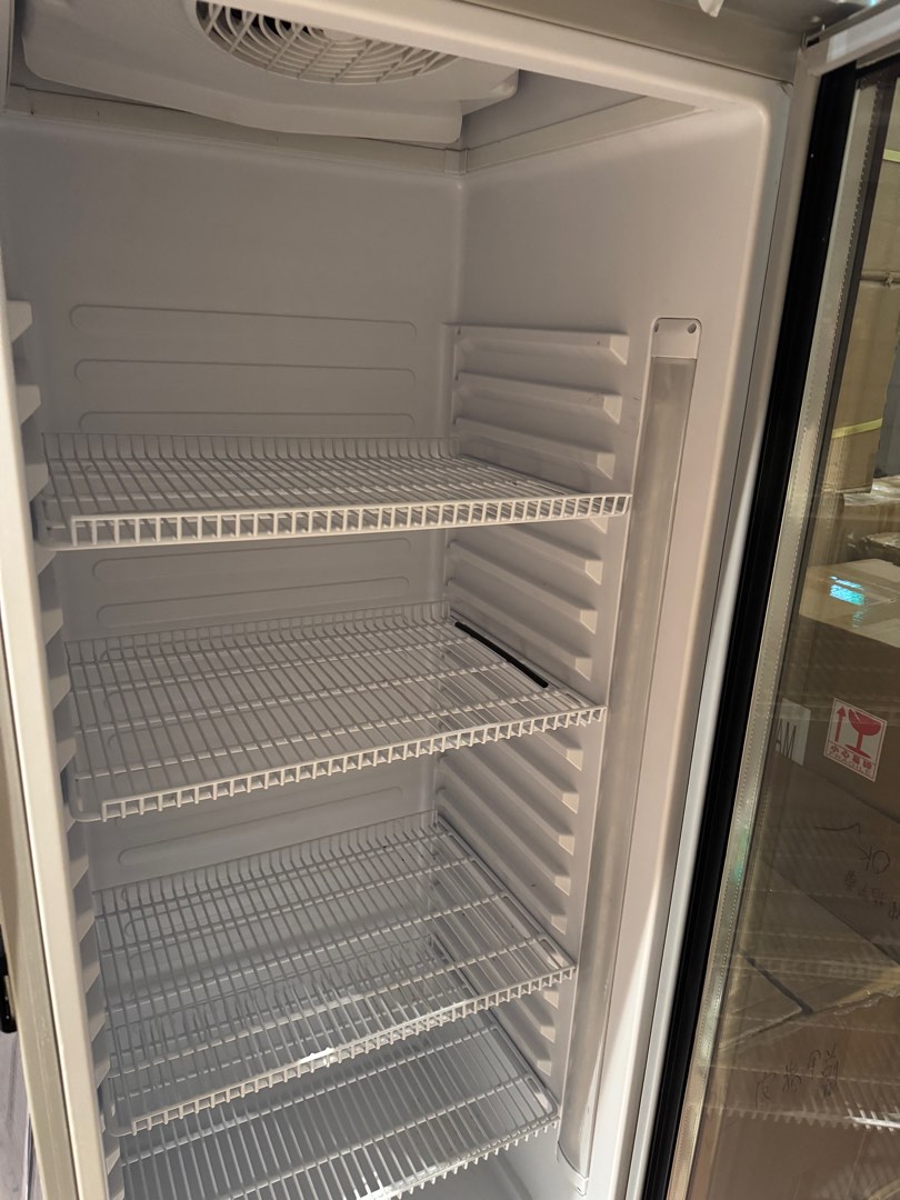 Rare find! Valenti Italian Premium Brand 380L Chiller Showcase with LED ...