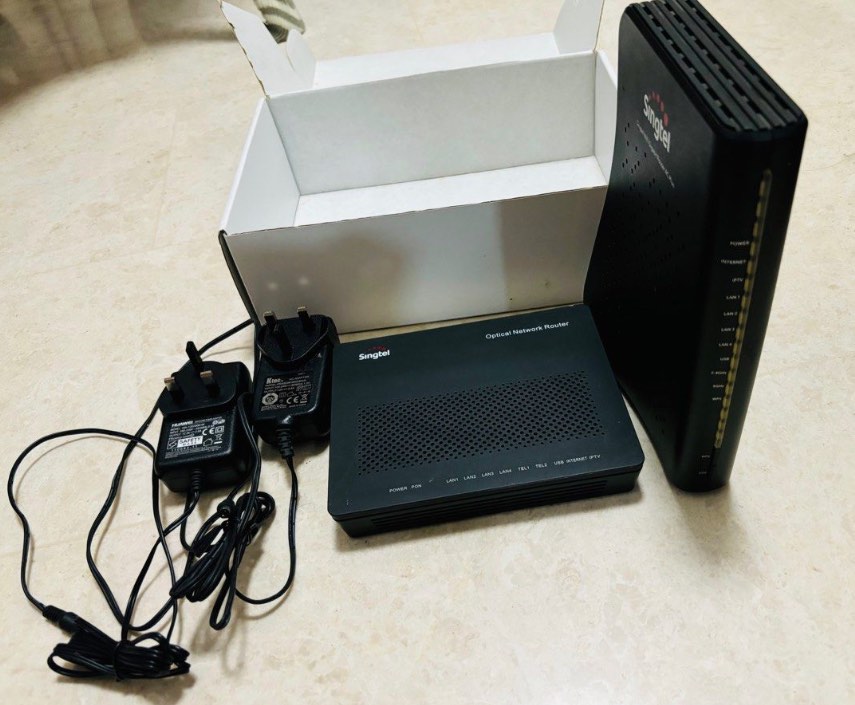 Singtel Router / Wireless Wifi Router / Optical Network Router ONT ...