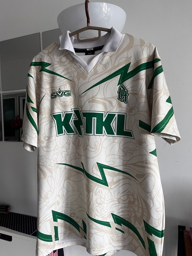 SVG X KRTKL, Men's Fashion, Activewear on Carousell