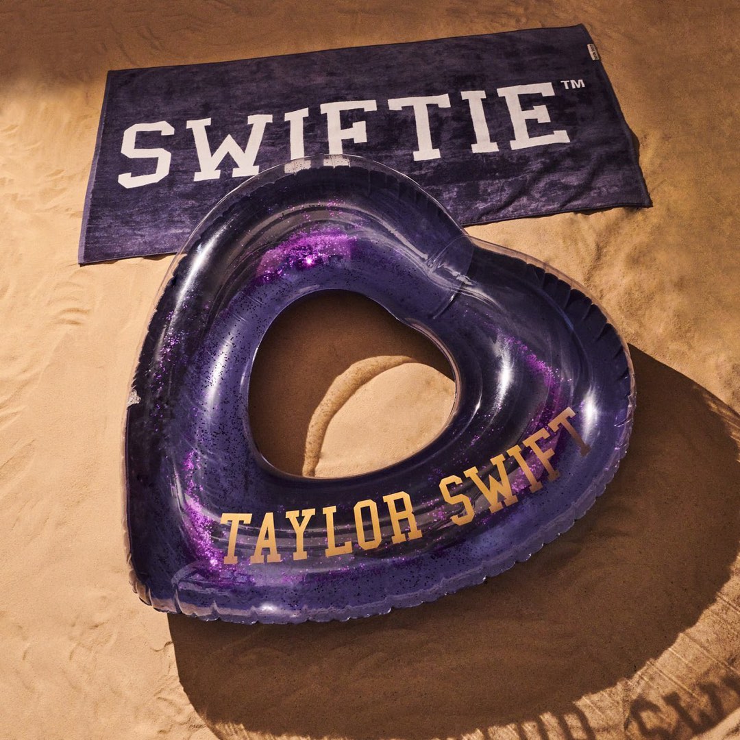 Taylor Swift Pool Float Swiftie Summer Collection, Sports Equipment ...