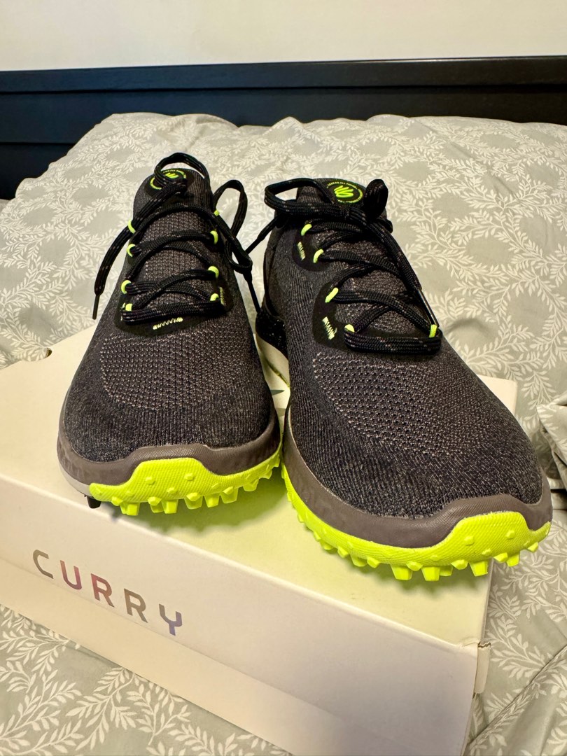 Under Armour Charged Curry Spikeless, Men's Fashion, Activewear on ...