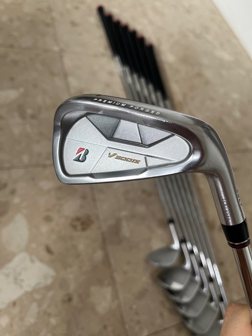 Bridgestone V300 9 gen. Iron set (#5~56deg), Sports Equipment, Sports & Games, Golf on Carousell