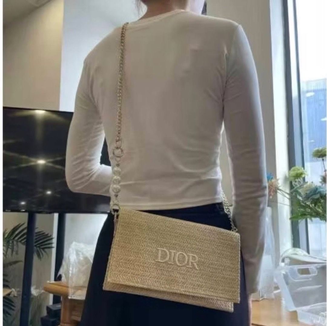 D ! O r Raffia with Chain, Luxury, Bags & Wallets on Carousell