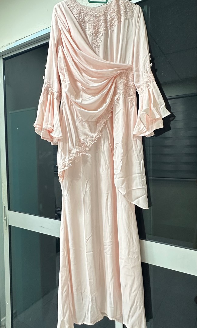 Hijabistahub - Trisya Dress in Peach, Women's Fashion, Muslimah Fashion ...