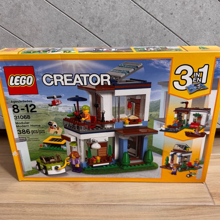 Lego Creator 31068: Modular Modern Home (for 8-12), Hobbies & Toys ...