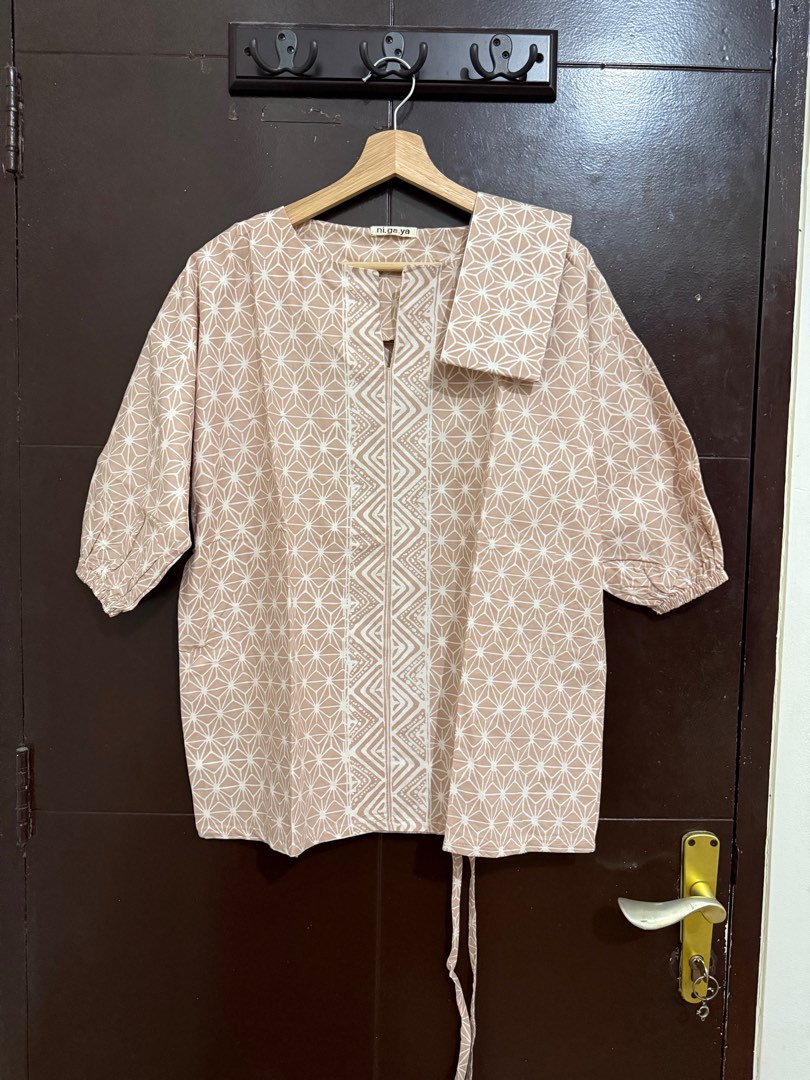 Nigaya Batik Lala Top + Obi All Size, Fesyen Wanita, Pakaian Wanita, Atasan di Carousell