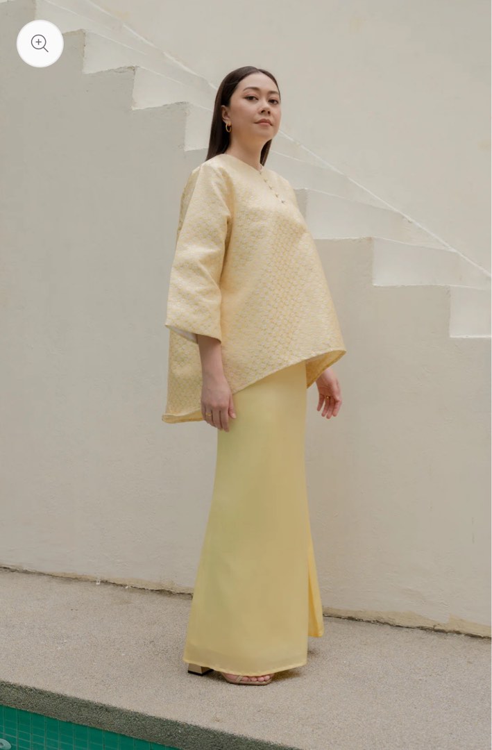Nuria Ines Yellow Skirt, Women's Fashion, Muslimah Fashion, Baju Kurung ...