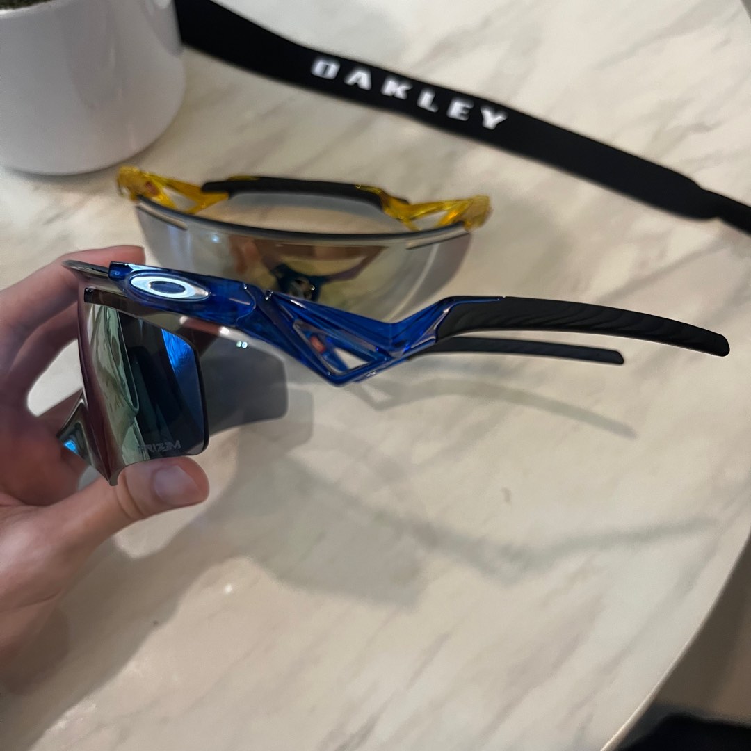 Oakley QNTM Kato, Men's Fashion, Watches & Accessories, Sunglasses ...