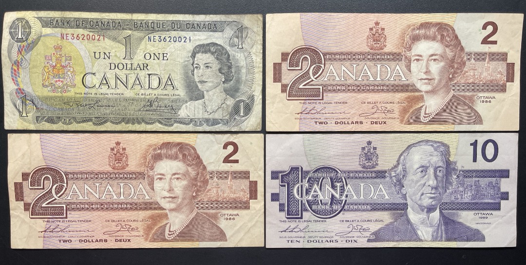 Old Currency Notes. Bank of Canada $1, $2, $10 notes, Hobbies & Toys ...