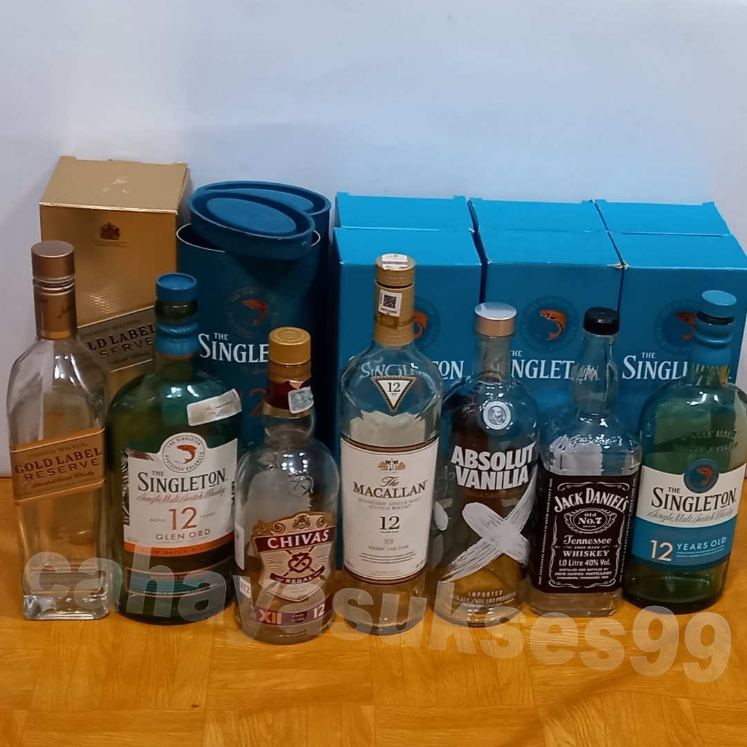 Perkumpulan Botol Kosong Unik Pajangan Kamar Antik Singleton Chivas ...