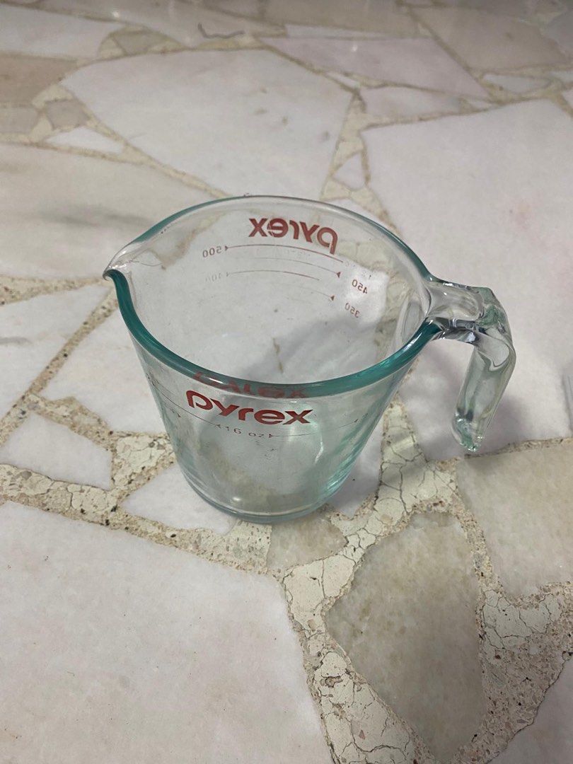 Pyrex measuring mug, Garage Sale on Carousell