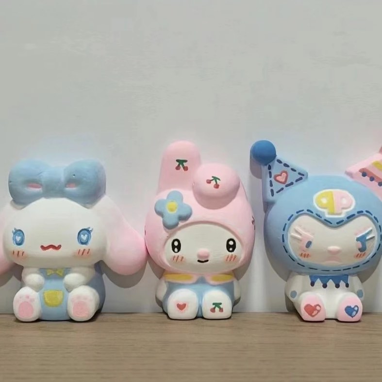 sanrio diy plaster dolls colouring, Hobbies & Toys, Stationery & Craft ...
