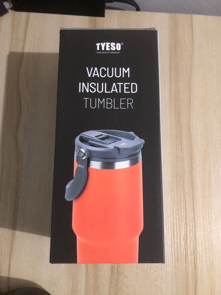 Tyeso Tumbler (Botol Air) 1050ml, Furniture & Home Living, Kitchenware ...