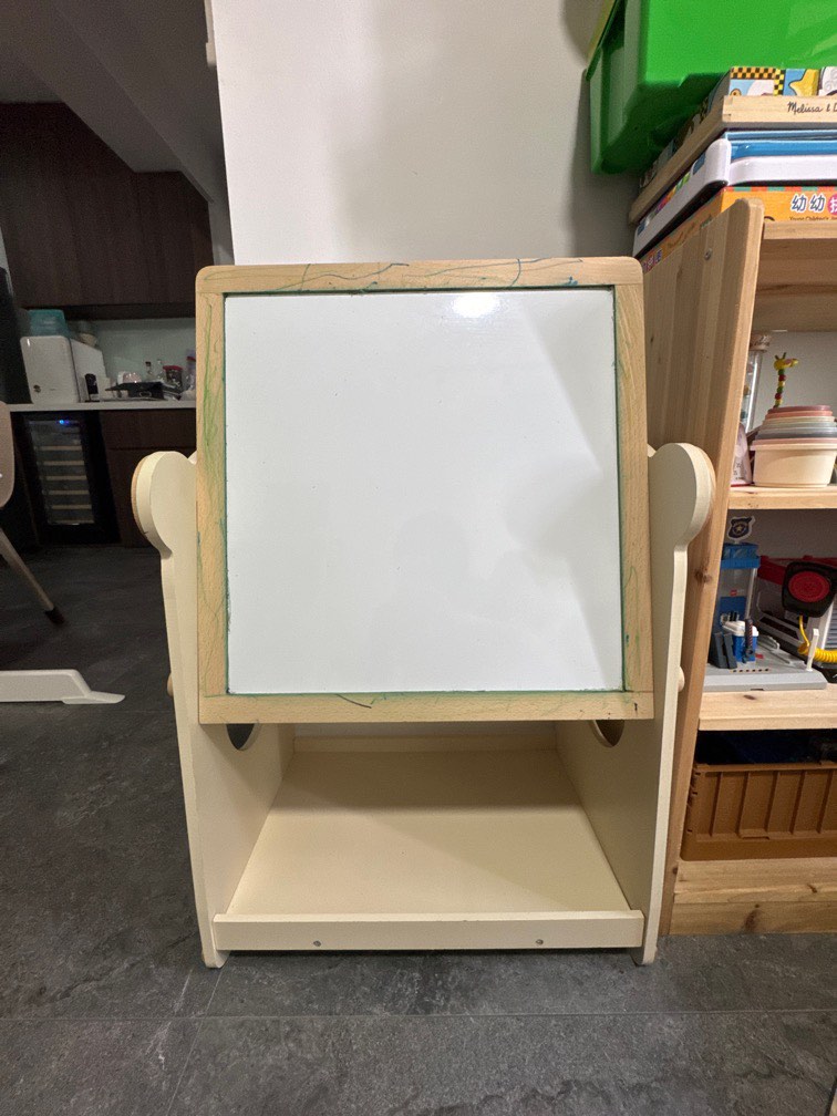 Wooden whiteboard, Babies & Kids, Infant Playtime on Carousell