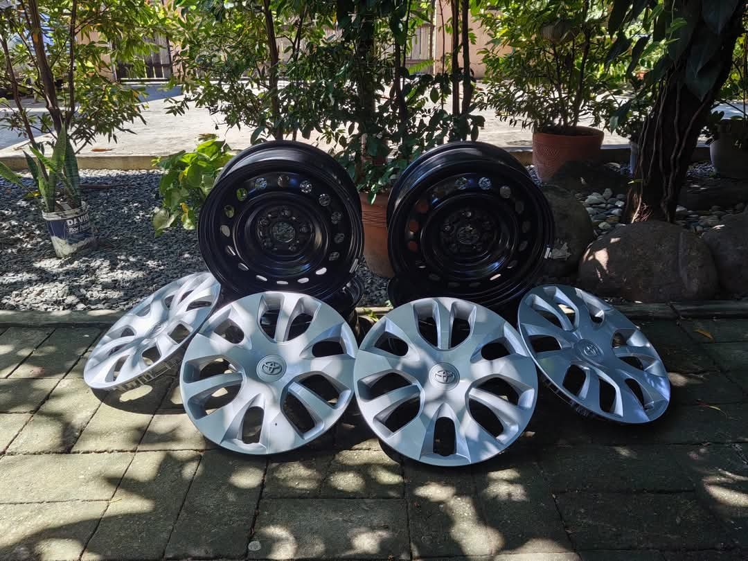 2025 Toyota Innova 16" Stock Steel Mags and Hub Cap Set, Car Parts ...