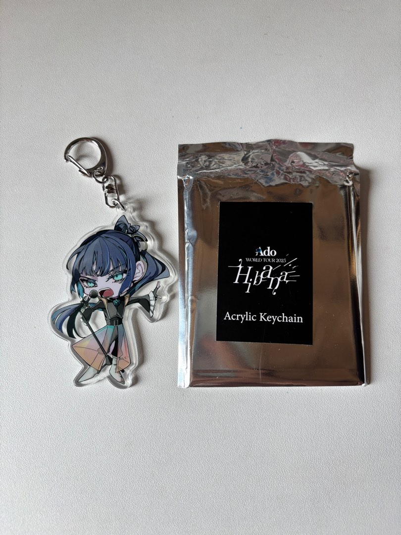 「已售」Ado Key Chain, 興趣及遊戲, 收藏品及紀念品, 日本明星 - Carousell