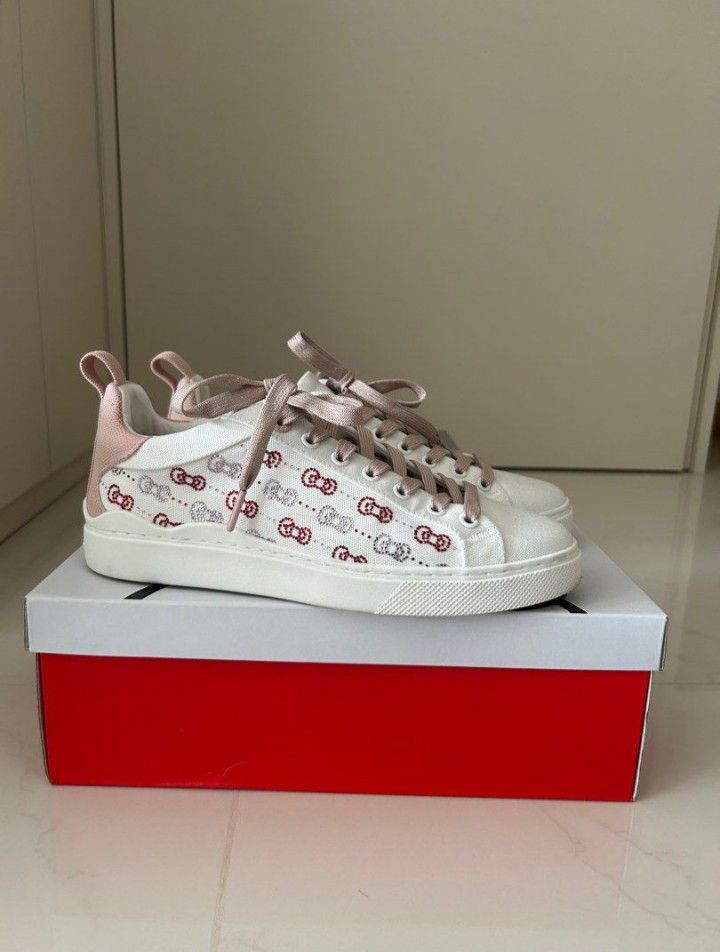 Anothersole X Hello Kitty Sneakers Authentic, Fesyen Wanita, Sepatu di ...