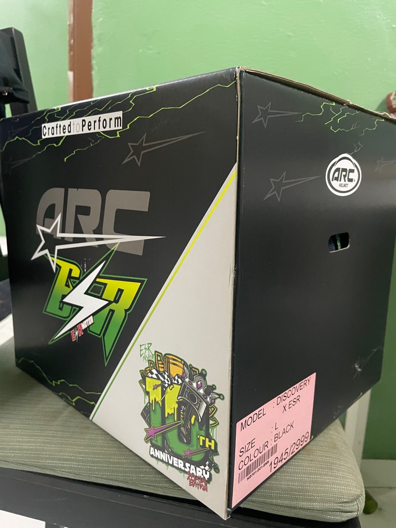 ARC Discovery ft ESR, Hobbies & Toys, Collectibles & Memorabilia ...