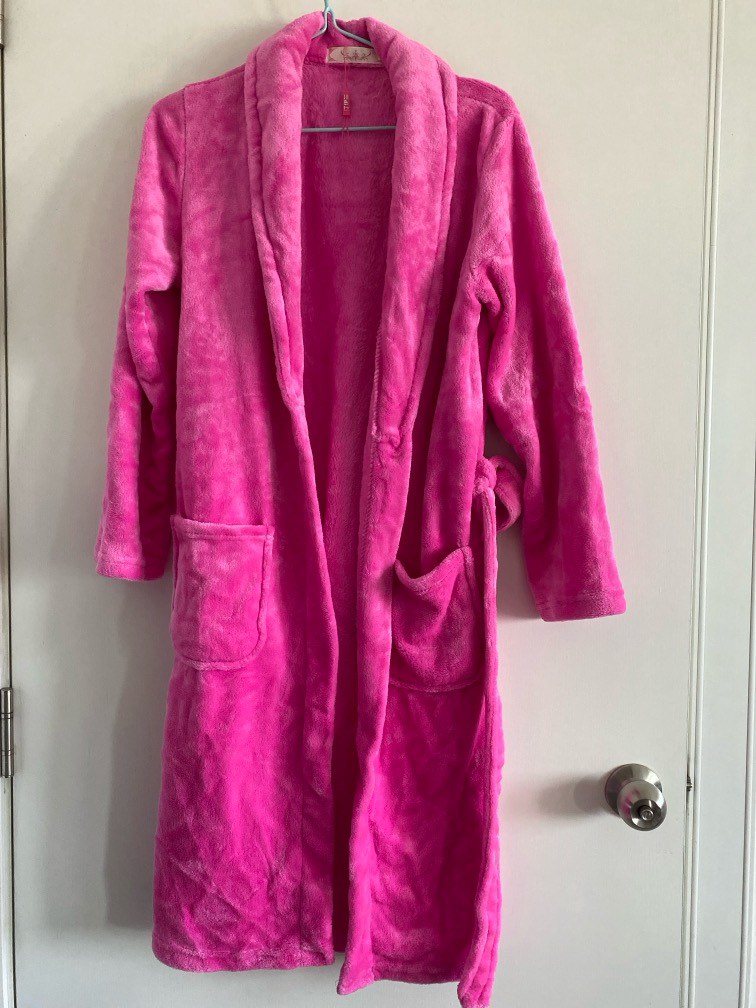 Barbie pink soft premium bathrobe, Women's Fashion, Coats, Jackets and ...