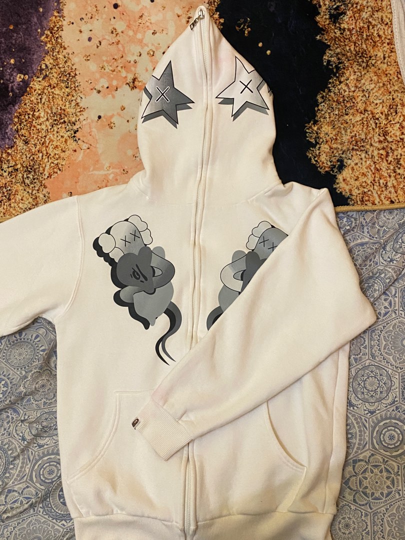 BATHING APE X KAWS (COLLAB), Men's Fashion, Activewear on Carousell
