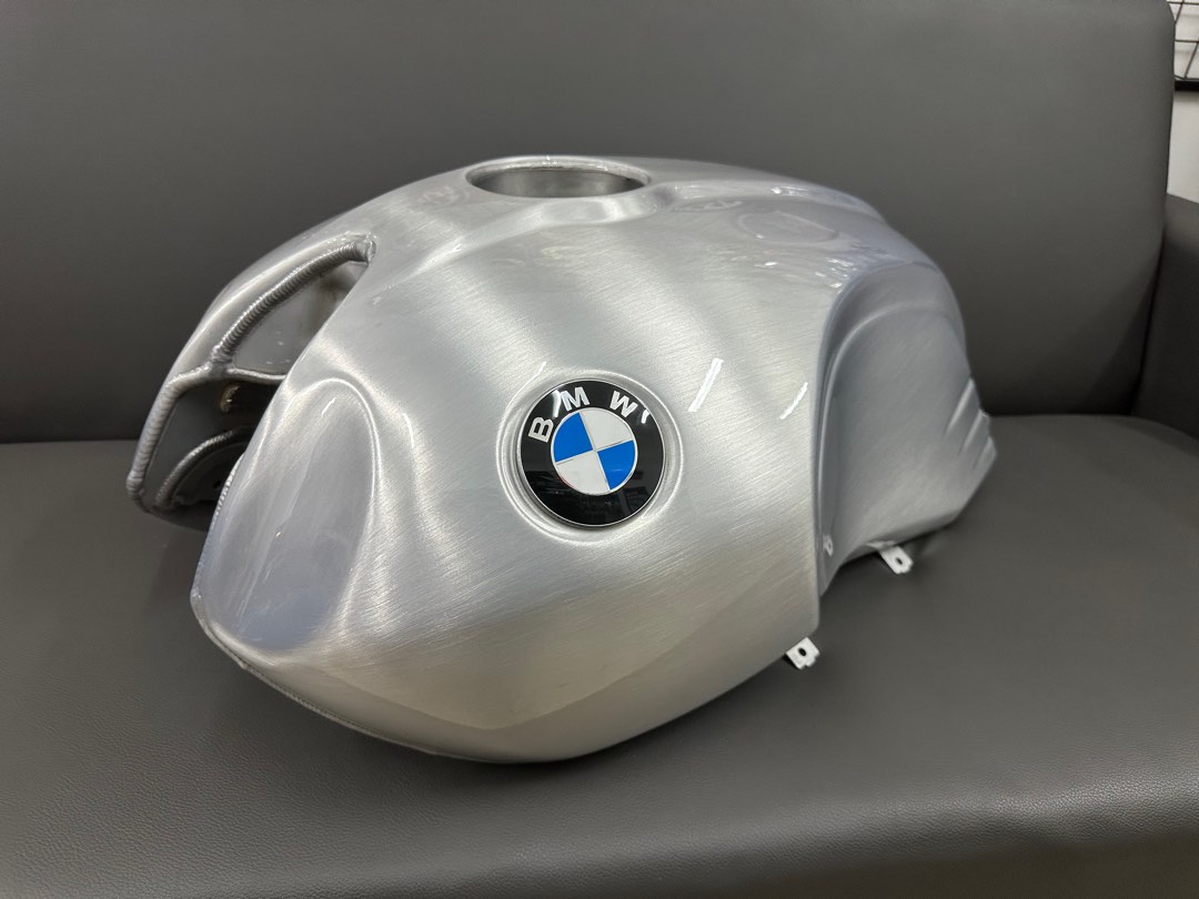 BMW R9T Scrambler Raw Aluminum Fuel Tank., Motorcycles, Motorcycle ...