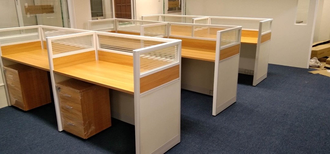 CALL CENTER WORKSTATION CUBICLES OFFICE PARTITION, Furniture & Home ...
