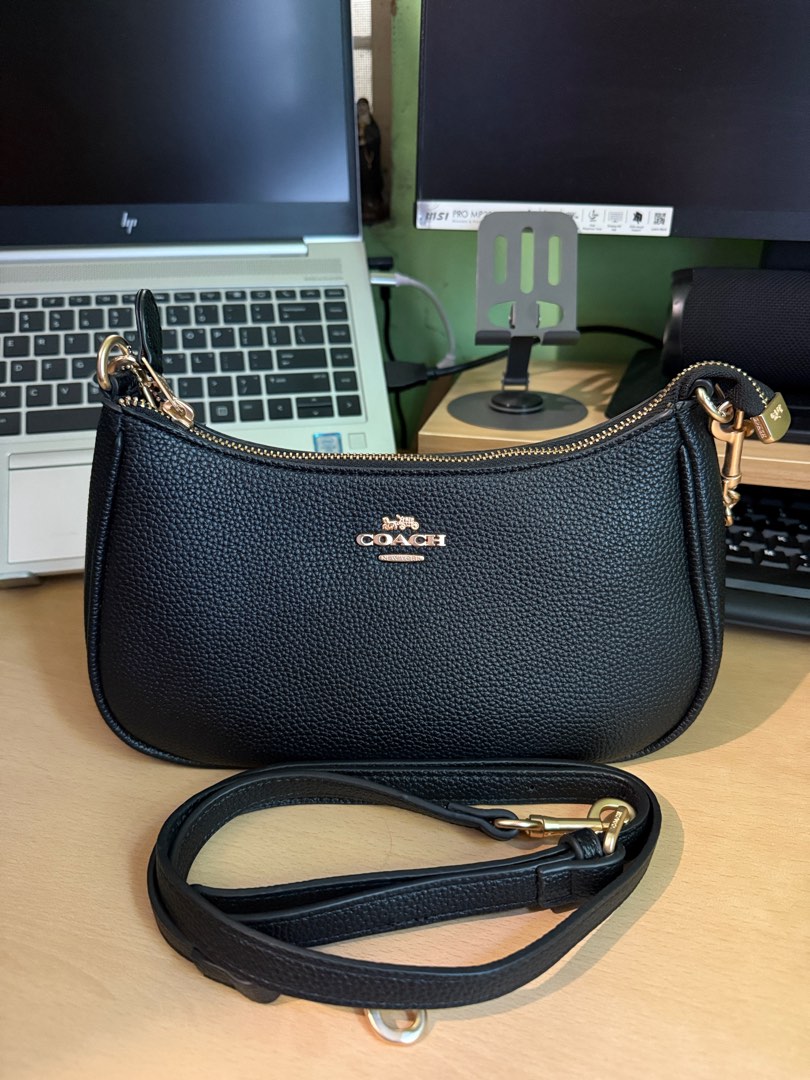 Coach Bag (Class A), Women's Fashion, Bags & Wallets, Shoulder Bags on ...