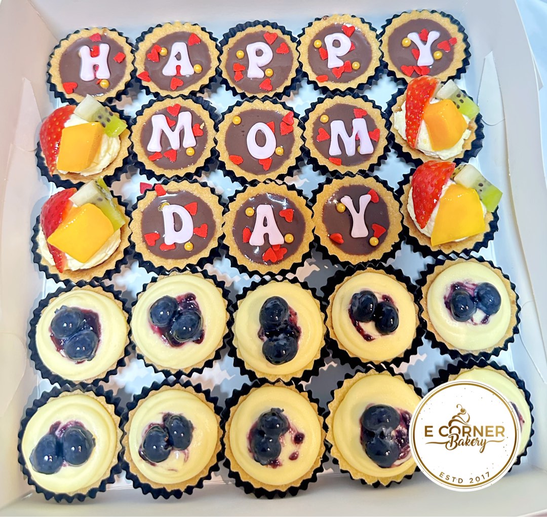 Customised wording tarts set, Food & Drinks, Homemade Bakes on Carousell