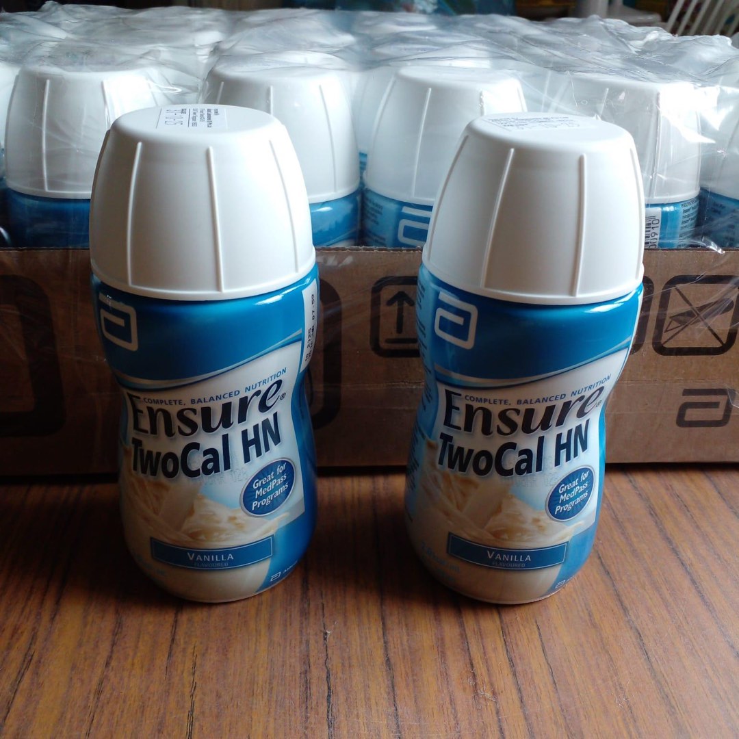 Ensure TwoCal HN bottles, Health & Nutrition, Health Supplements ...