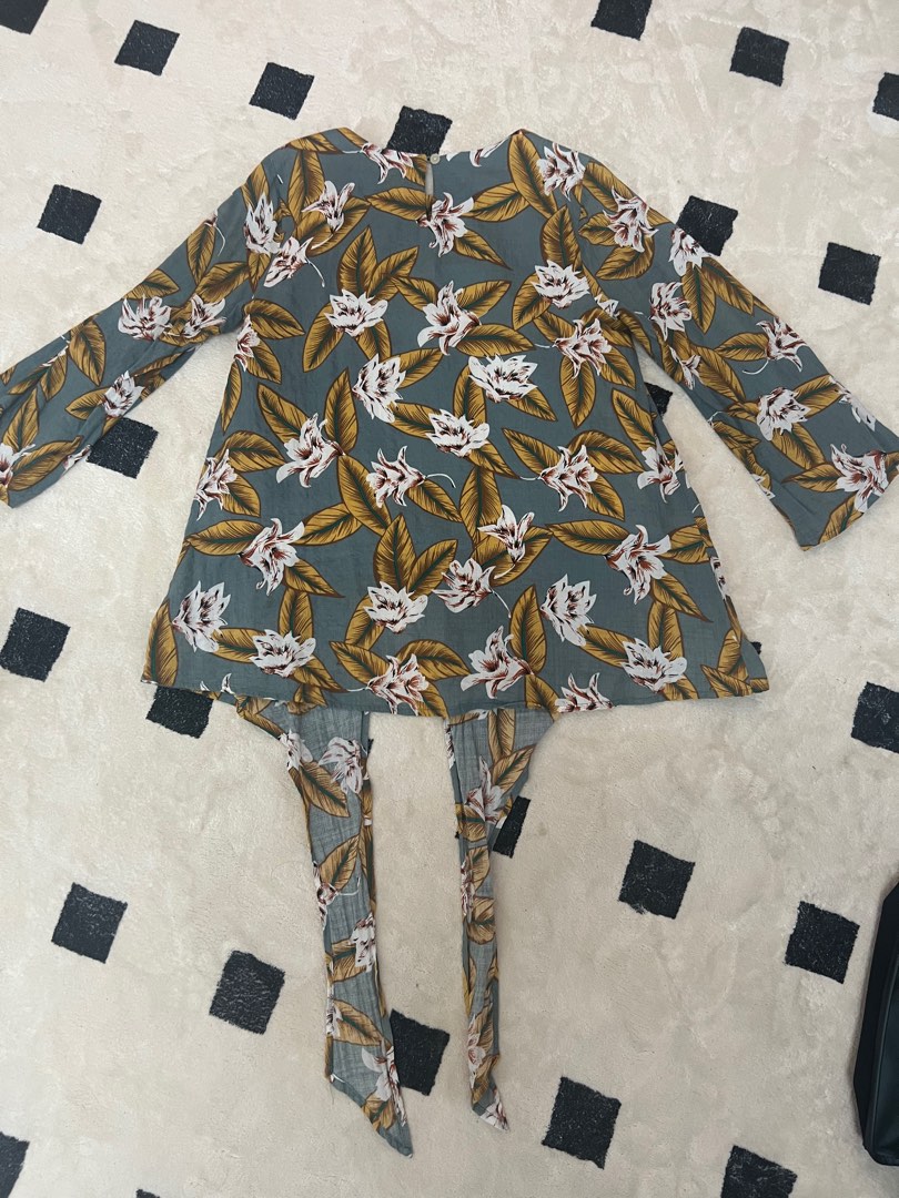 Fashion Valet Basic Blouse, Women's Fashion, Tops, Blouses on Carousell