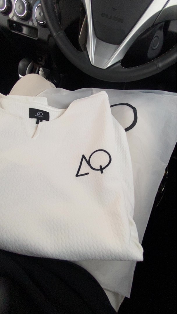 KURTA AQ MERCH BOXY, Men's Fashion, Tops & Sets, Tshirts & Polo Shirts ...