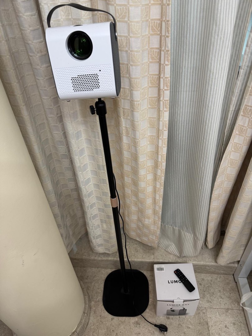 LUMOS RAY Projector with Stand, TV & Home Appliances, TV ...