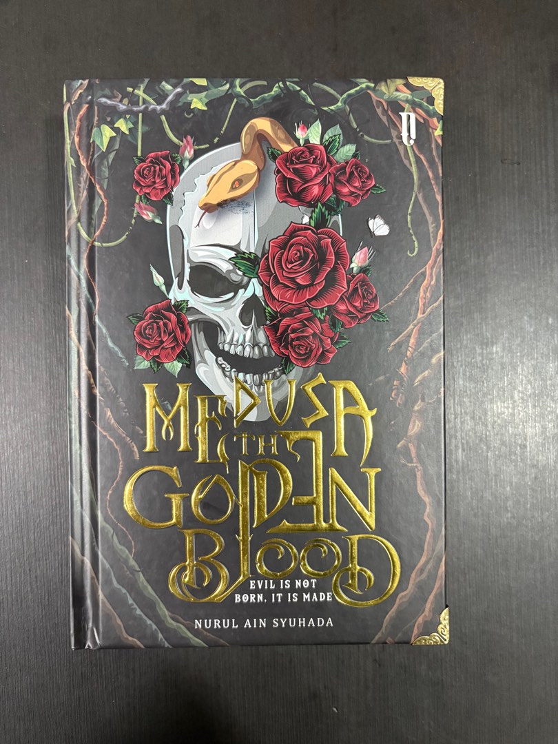 Medusa the golden blood HC, Hobbies & Toys, Books & Magazines ...