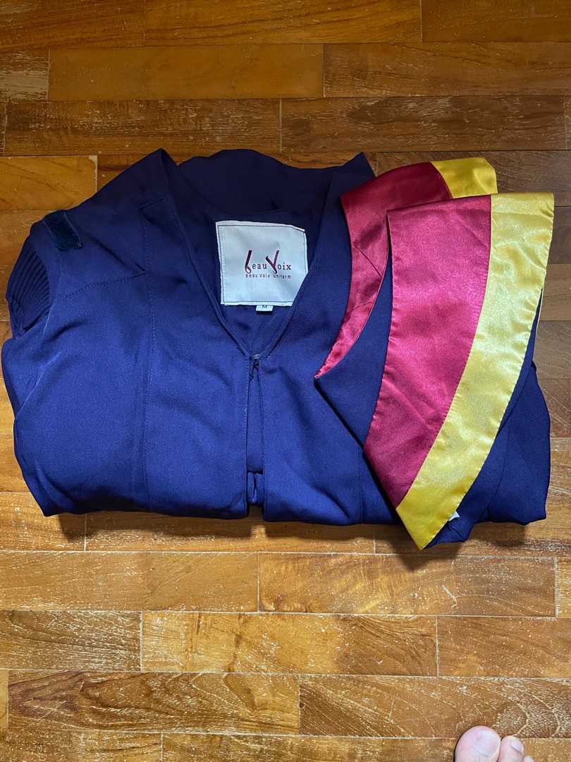 Nanyang Polytechnic Graduation Gown, Men's Fashion, Tops & Sets, Sets ...